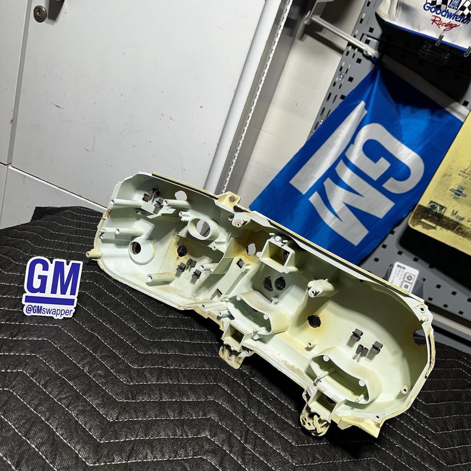 73-80 Chevy GMC Truck INSTRUMENT CLUSTER HOUSING SquareBody K5 Blazer ...