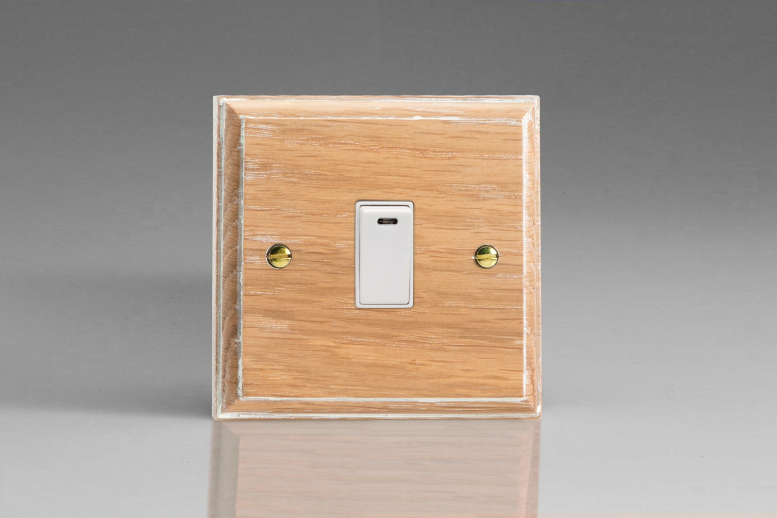 Varilight Kilnwood Limed Oak Wooden Light Switch Plug Socket Dimmer ...