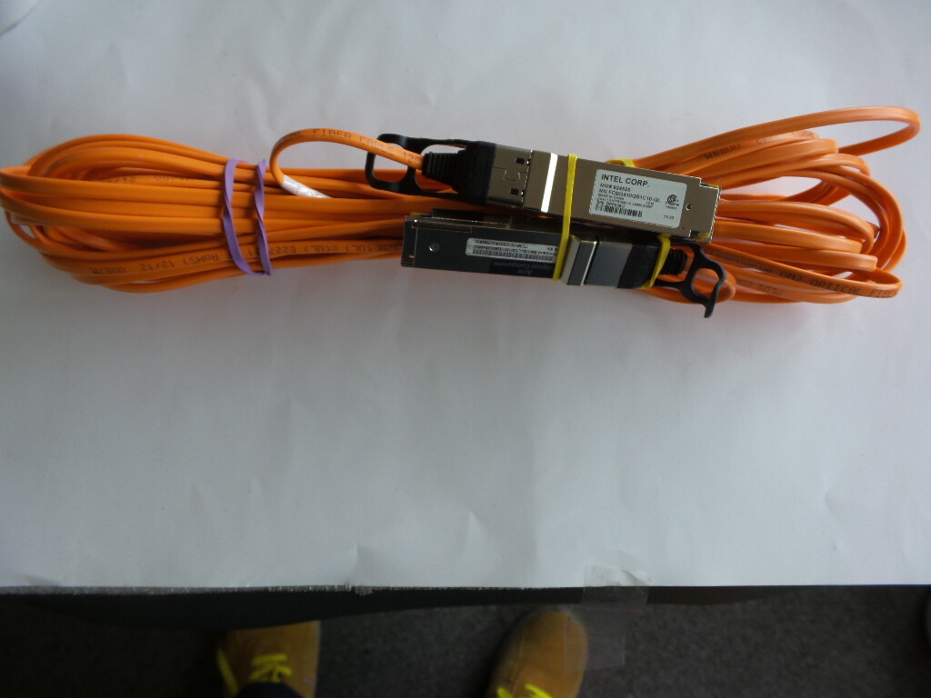 Intel infiniband Active fibre 40Gbit/s QSFP+ 10m 924525 CBL2-1001001-3 ...