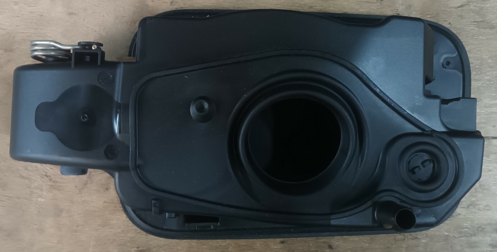 MERCEDES BENZ E Class W212 2009 Onwards Fuel Flap Tank Cover Cap ...