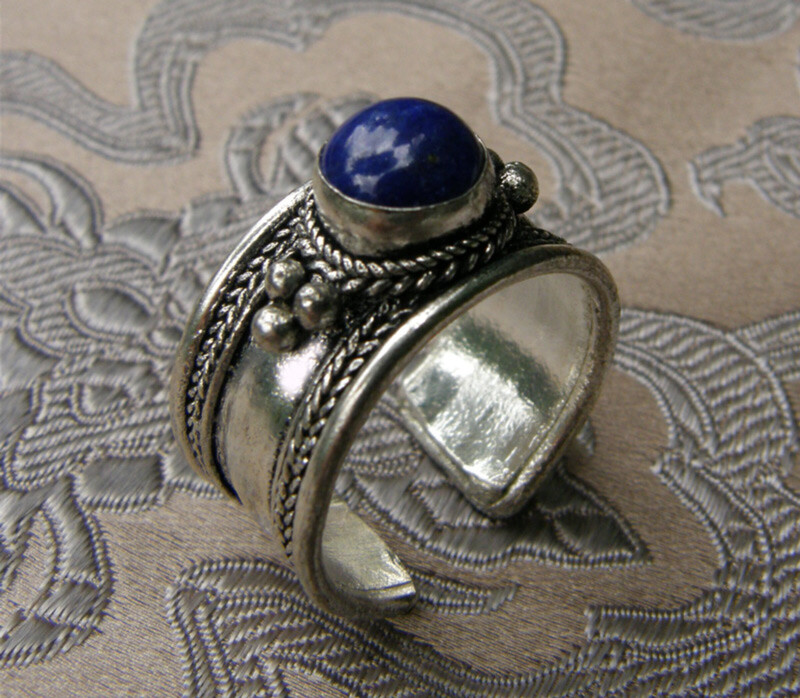 Very Nice Silver Ring from Nepal With Lapislazuli | eBay