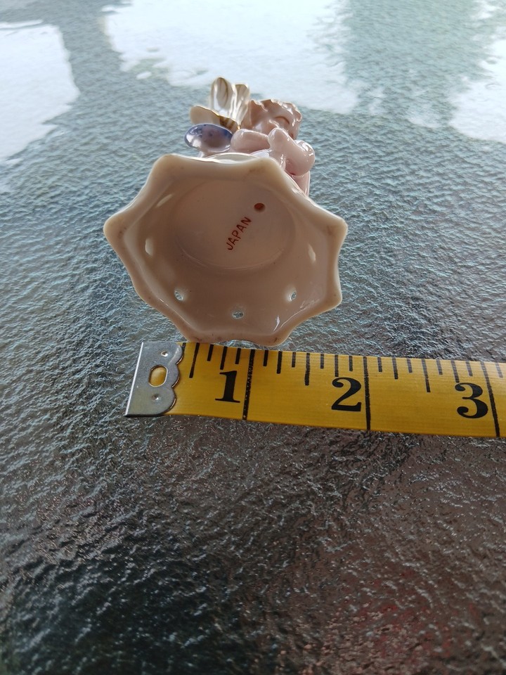 Pair Vintage Japan Cherub Angel Musical Instruments Sax Banjo Bud Vase ...