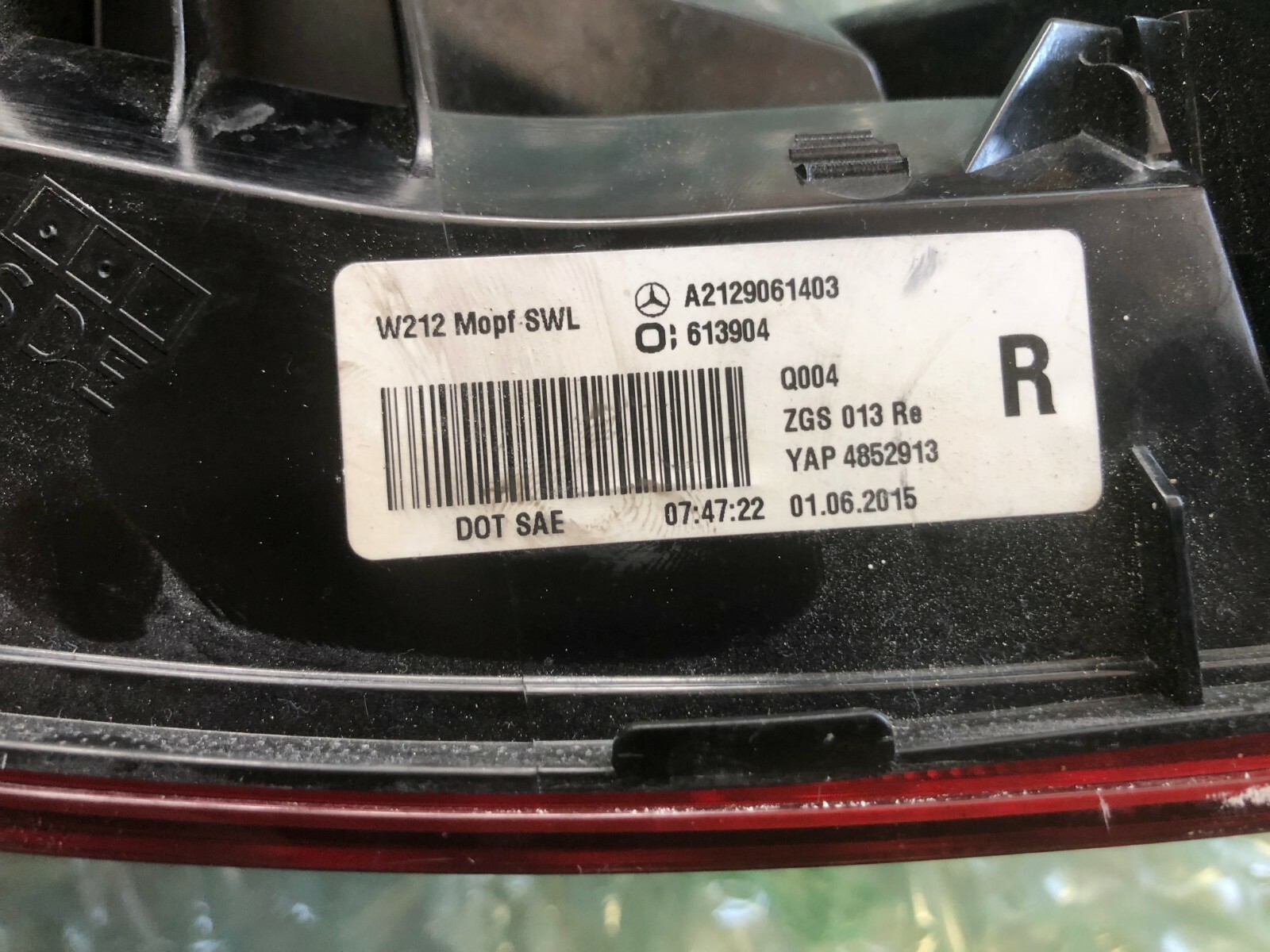 OEM 2014-2016 MERCEDES E-CLASS PASSENGERS SIDE (RH) LED TAIL LIGHT # ...