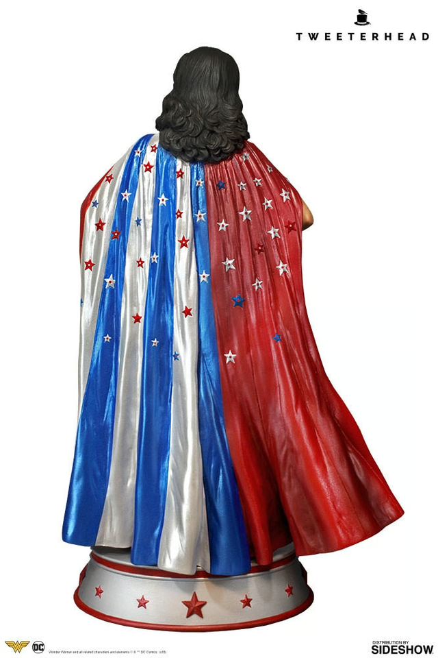 Tweeterhead Wonder Woman Exclusive Lynda Carter Maquette Statue Cape ...