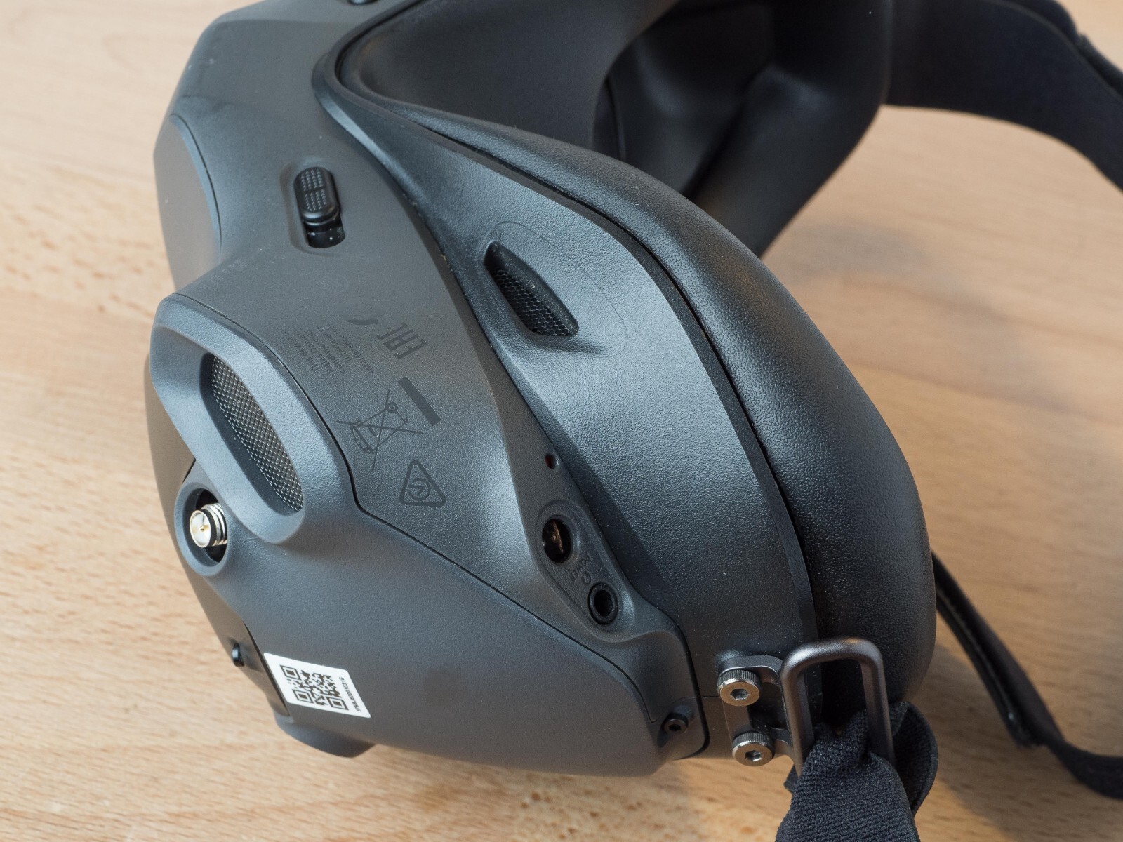 DJI Digital FPV Goggles V2 - Tested & Working - No Antennas or Battery