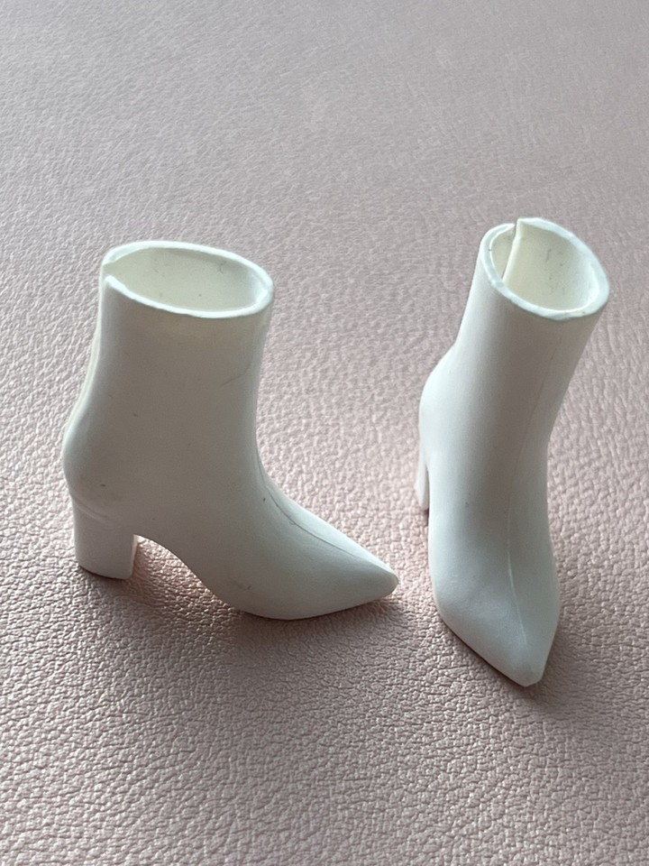 Barbie Fashionistas shoes high heels boots fits arch foot curvy doll or ...