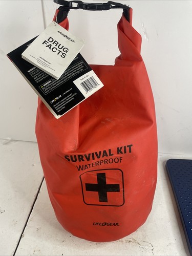 LIFE + GEAR 72 Hours WATERPROOF Bag SURVIVAL KIT & First Aid 130 Pcs 2 ...