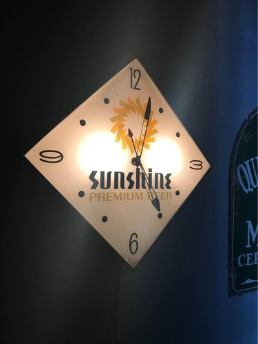 Vintage Sunshine Premium Beer Pam Electric Wall Clock 1960's - NICE | eBay