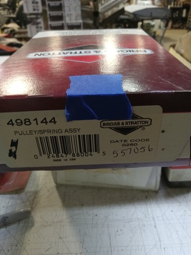 Briggs and Stratton 498144 PULLEY/SPRING ASSY | eBay