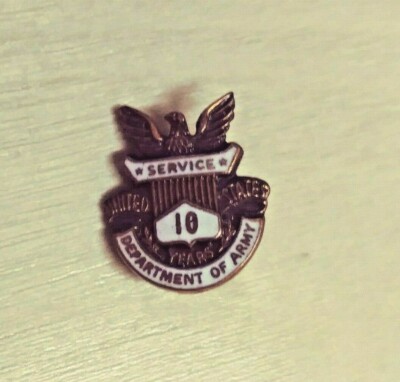 Department of Army 10 Years Service Pin (#O-15) | eBay