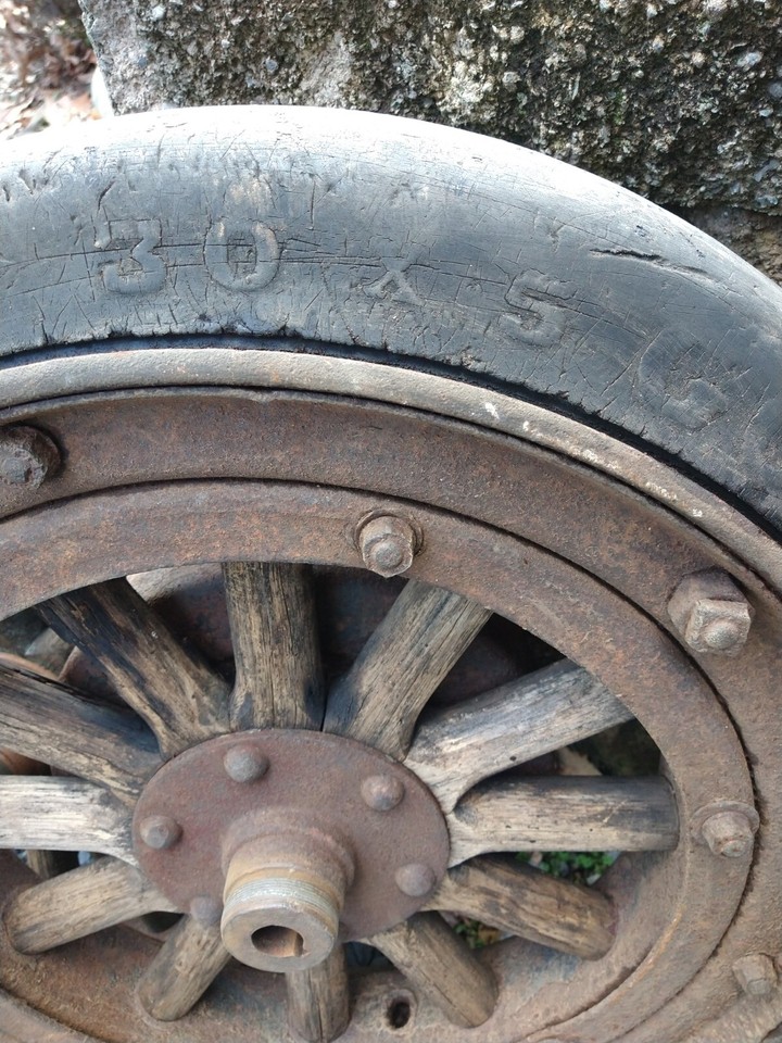 2-1925 1926 1927 Model T Ford TT Truck 20" REAR WOOD SPOKE WHEEL / HUB ...