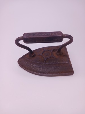 Vintage Antique GENEVA ILL Sad Iron, Flat Iron #8 Primitive Country ...