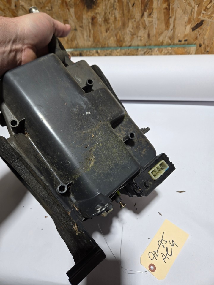90-95 TOYOTA 4RUNNER AC AIR CONDITIONING Evaporator EVAP A/C HOUSING ...