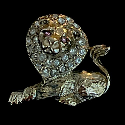 Vintage Clear Rhinestone & Pink Eyes Gold Tone Lion Pin | eBay