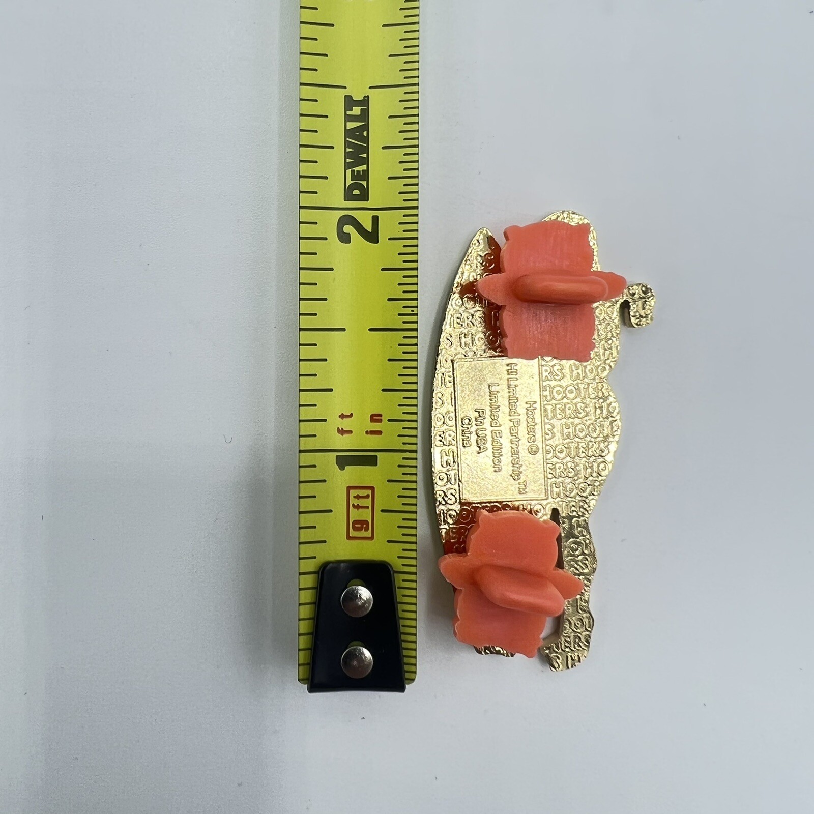 Hooters Hi Limited Partnership Limited Edition 2006 Miss Hooters Pin ...