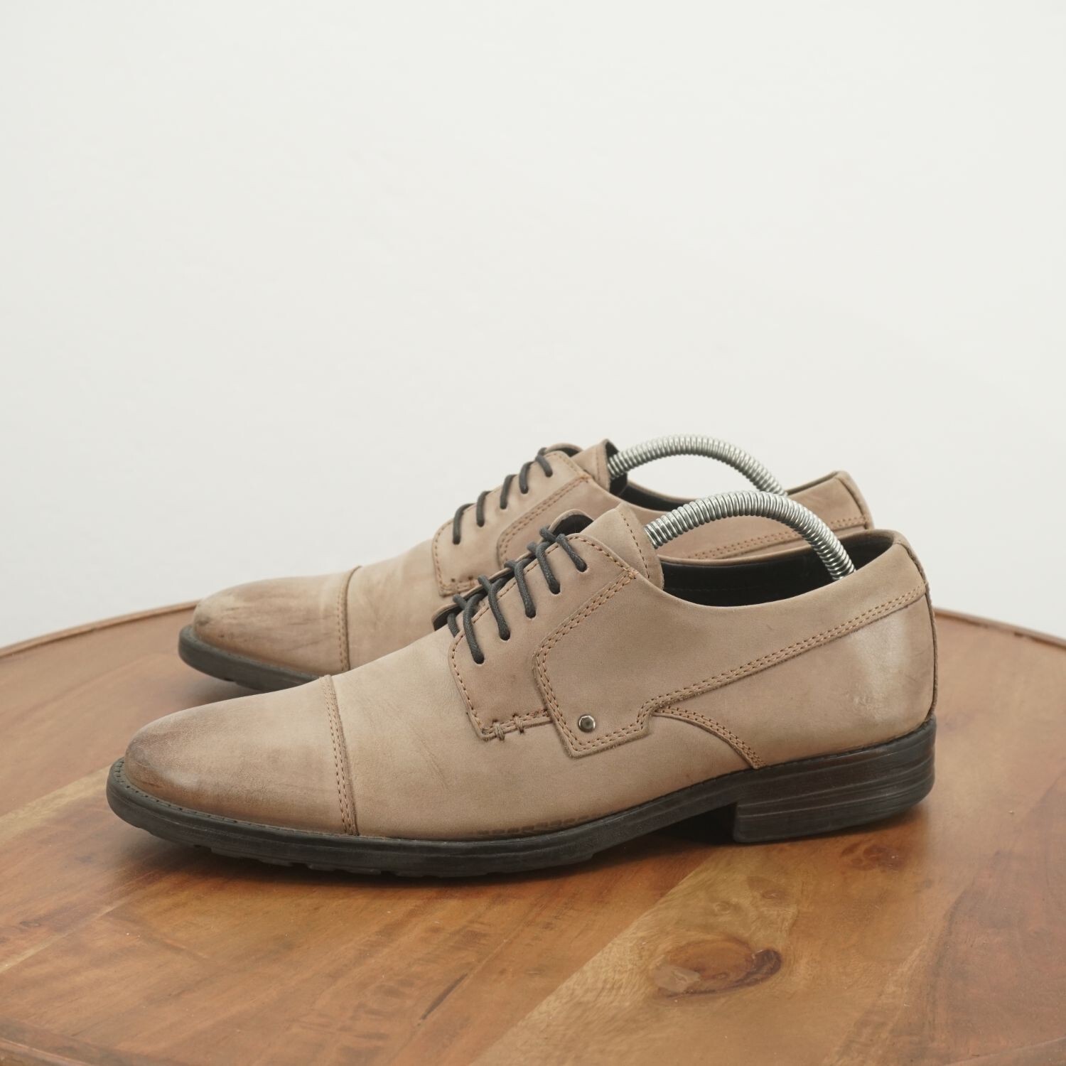 Clarks Mens Denton Oxfords Dress Shoes Cap Toe Beige Leather Burnished ...