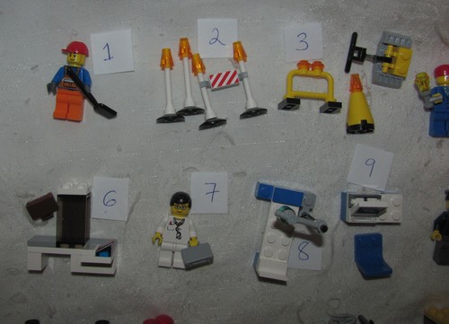 LEGO Advent Calendar Set 7904 Complete with Lego Parts - No Box - Santa ...