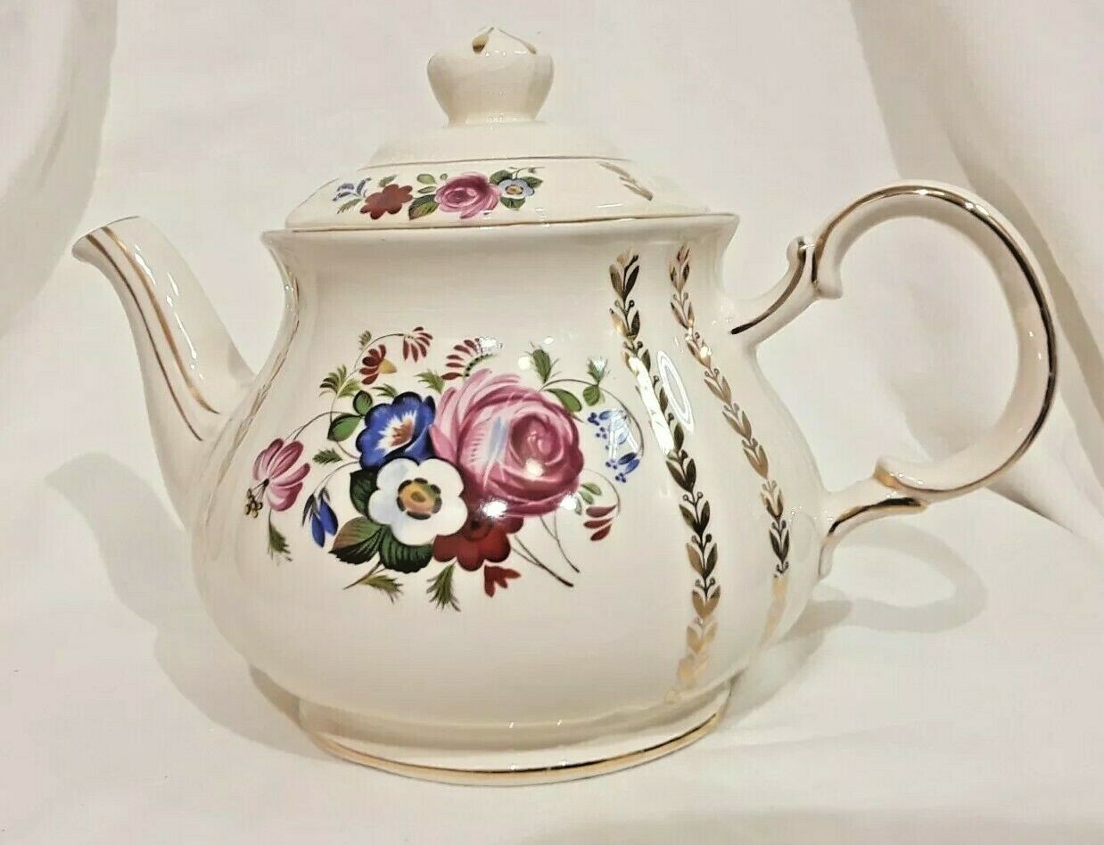 Vintage Sadler Teapot Made in England Floral Rose Pattern 3682 Gold ...
