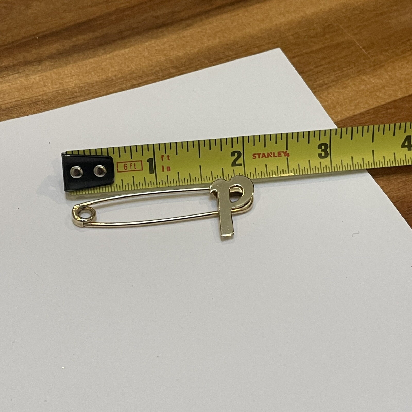 Safety Pin - Gold Tone Letter / Initial P - Gem