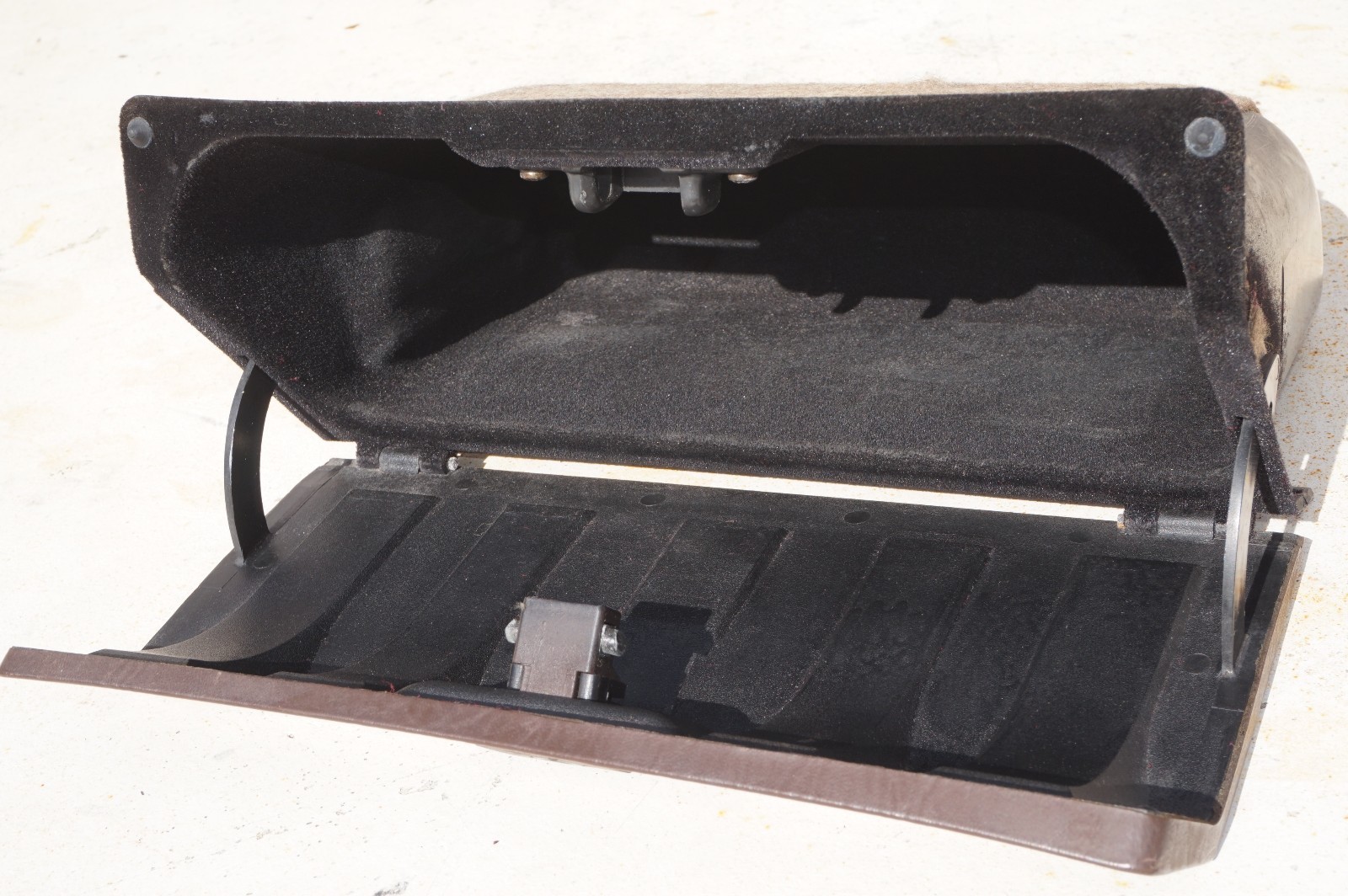 Porsche 944 Glove Box 477857095 Door 477857123A Piece 477857143 Lock ...