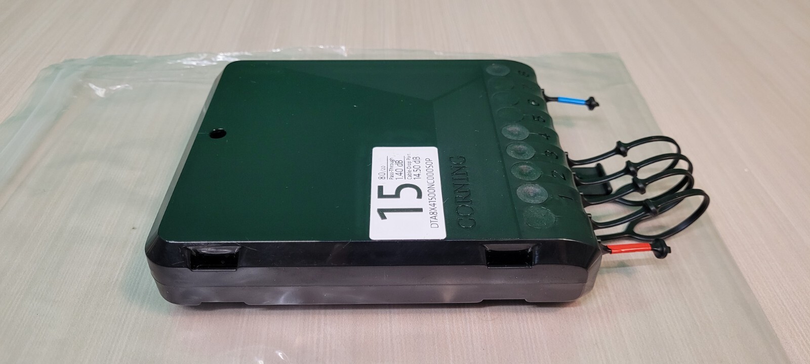 Corning 8F Evolv Optical Tap Terminal 4 Subscriber Stubless ...