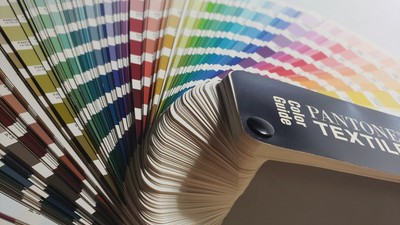 Color Guides & Pantone - Pantone Textile