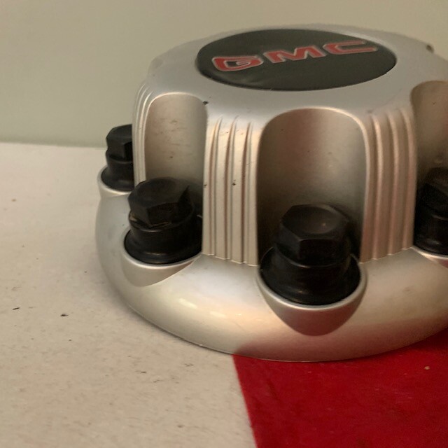 #H 1) 1999- 2017 GMC Sierra 2500 3500 Silver OEM Center Cap P/N ...