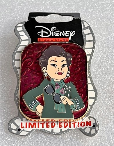 Disney DSF DSSH Turning Red Grandma Wu Mother's Day 2023 LE 400 Pin | eBay