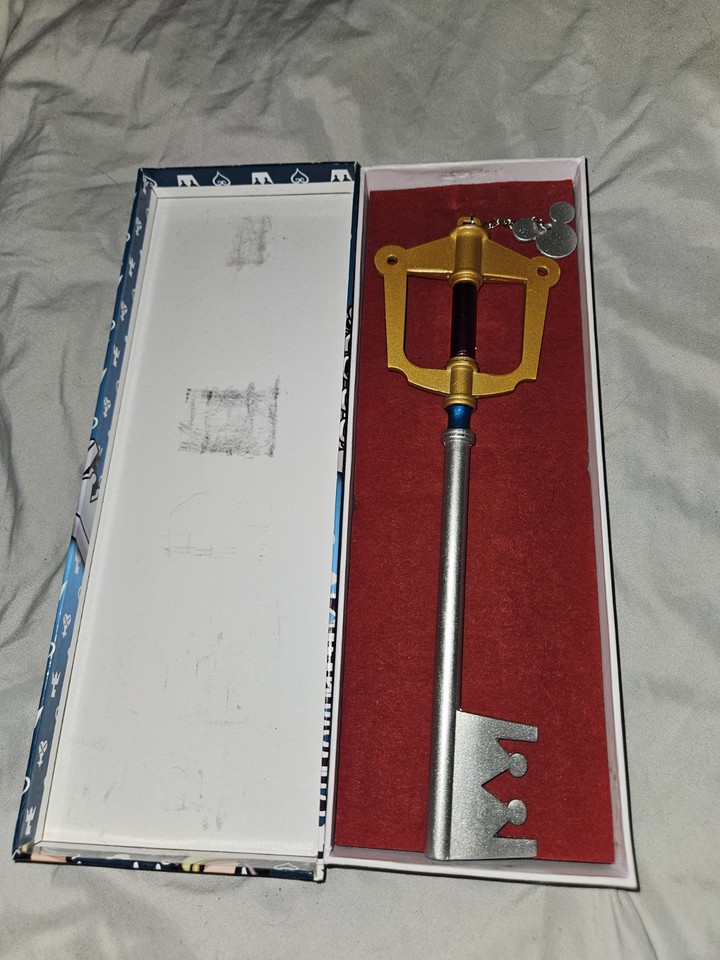 Kingdom Hearts Sora's Keyblade Accessory In Original Box | eBay