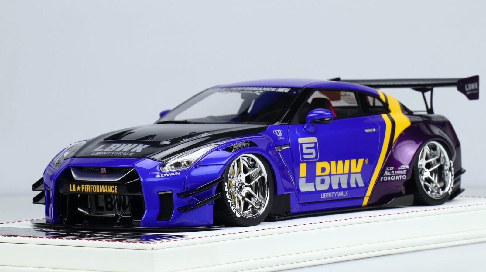 Nissan GTR R-35 Type 2 LBWK (Gloss Blue/ Purple) [Davis & Giovanni] 1/ ...