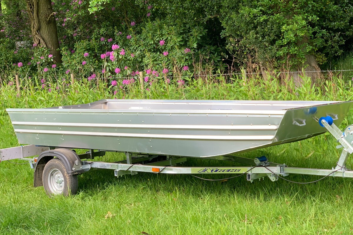 Bantam U12 - 3.6m Aluminium Hull Lightweight Fishing & Work Jon Boat ...