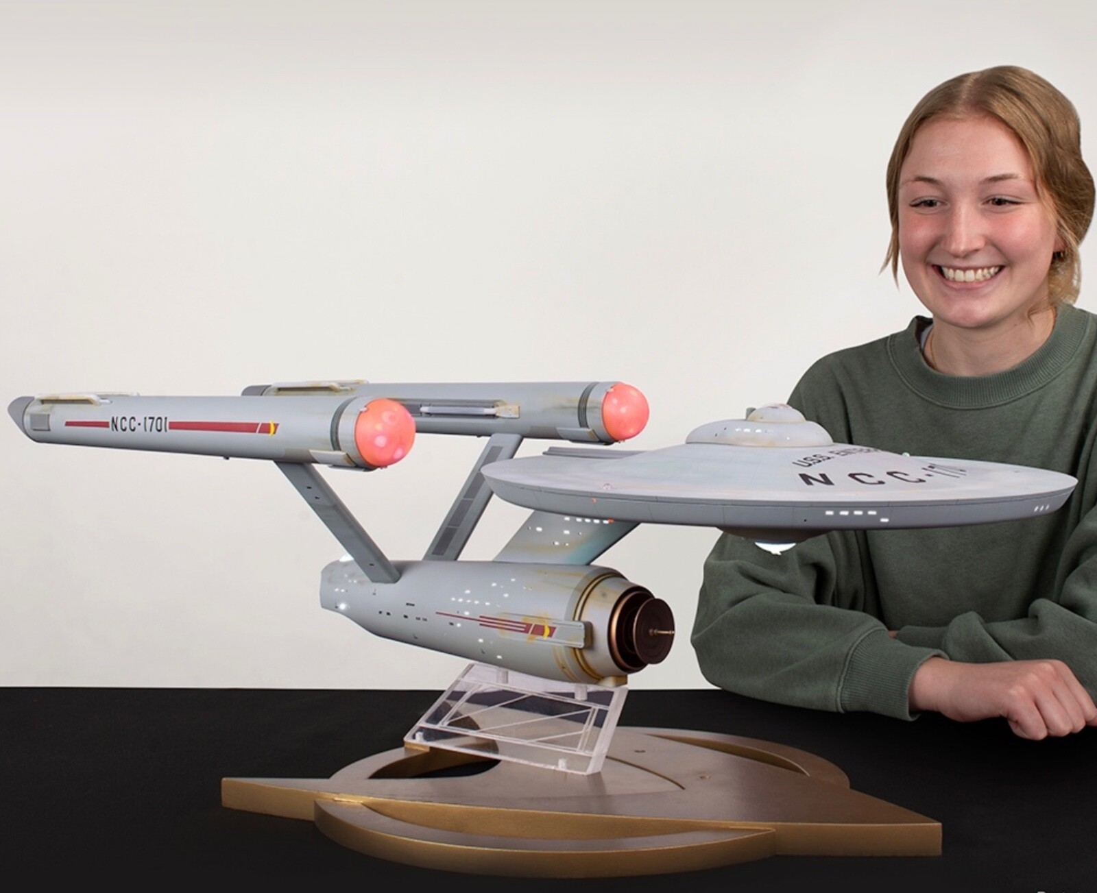 Tomy Prestige Star Trek TOS USS Enterprise 1/350 Scale Diecast Replica ...