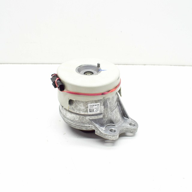 Mercedes-Benz GLC X253 Left Side Engine Mount A2532400700 2018 11584186 ...