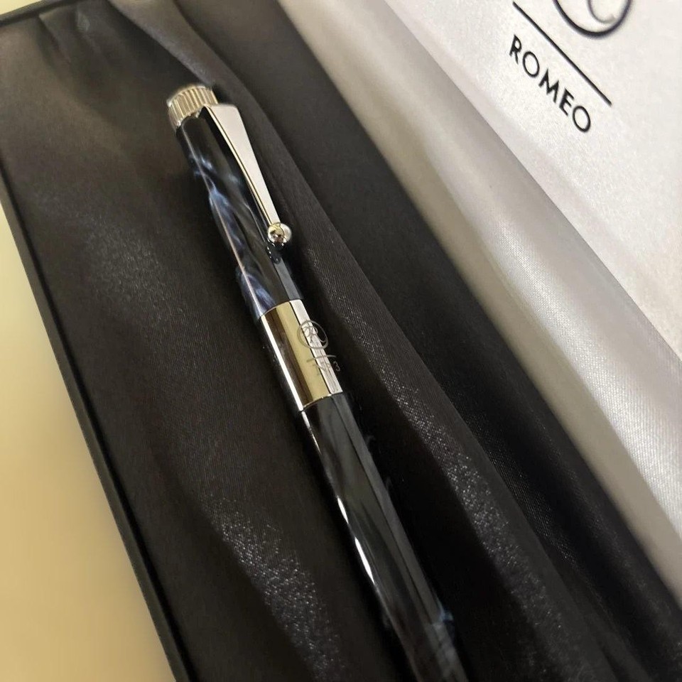Romeo No.3 Ballpoint Pen B024 | eBay