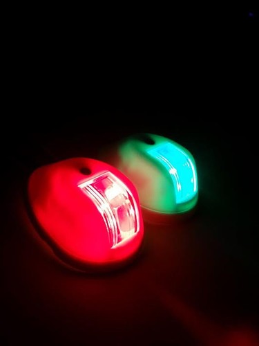 MARINE BOAT PAIR OF GREEN RED NAVIGATION SIDE LIGHT WHITE NYLON HOUSING ...