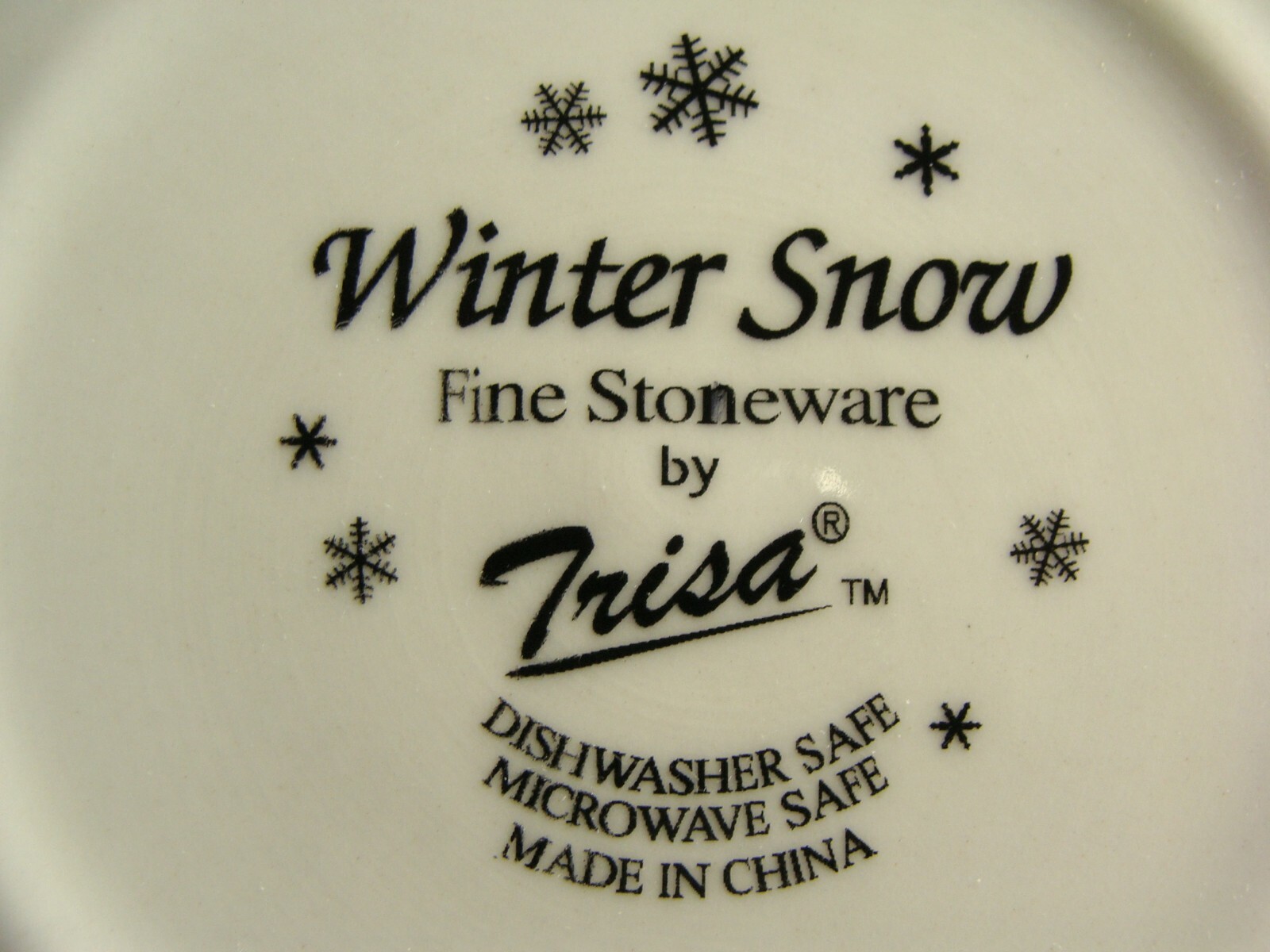 Trisa 10" Stoneware Serving Bowl In The Winter Snow Pattern | eBay