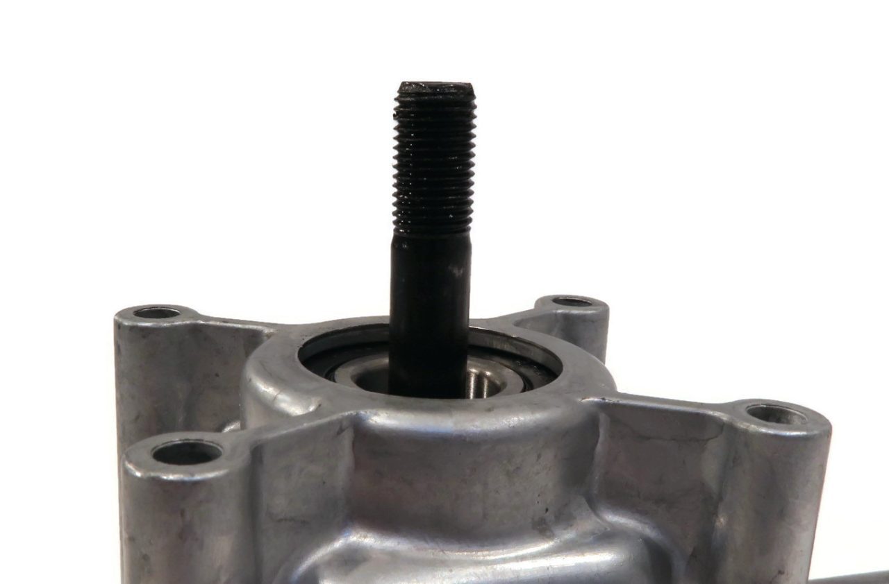 Genuine OEM Toro Transmission Axle Assembly for 2007 Toro 20072, 20072A ...
