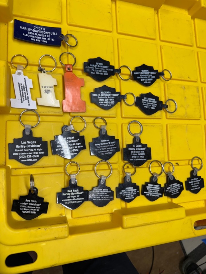 LOT of 19 Harley Davidson Keychains Random Dealers | eBay