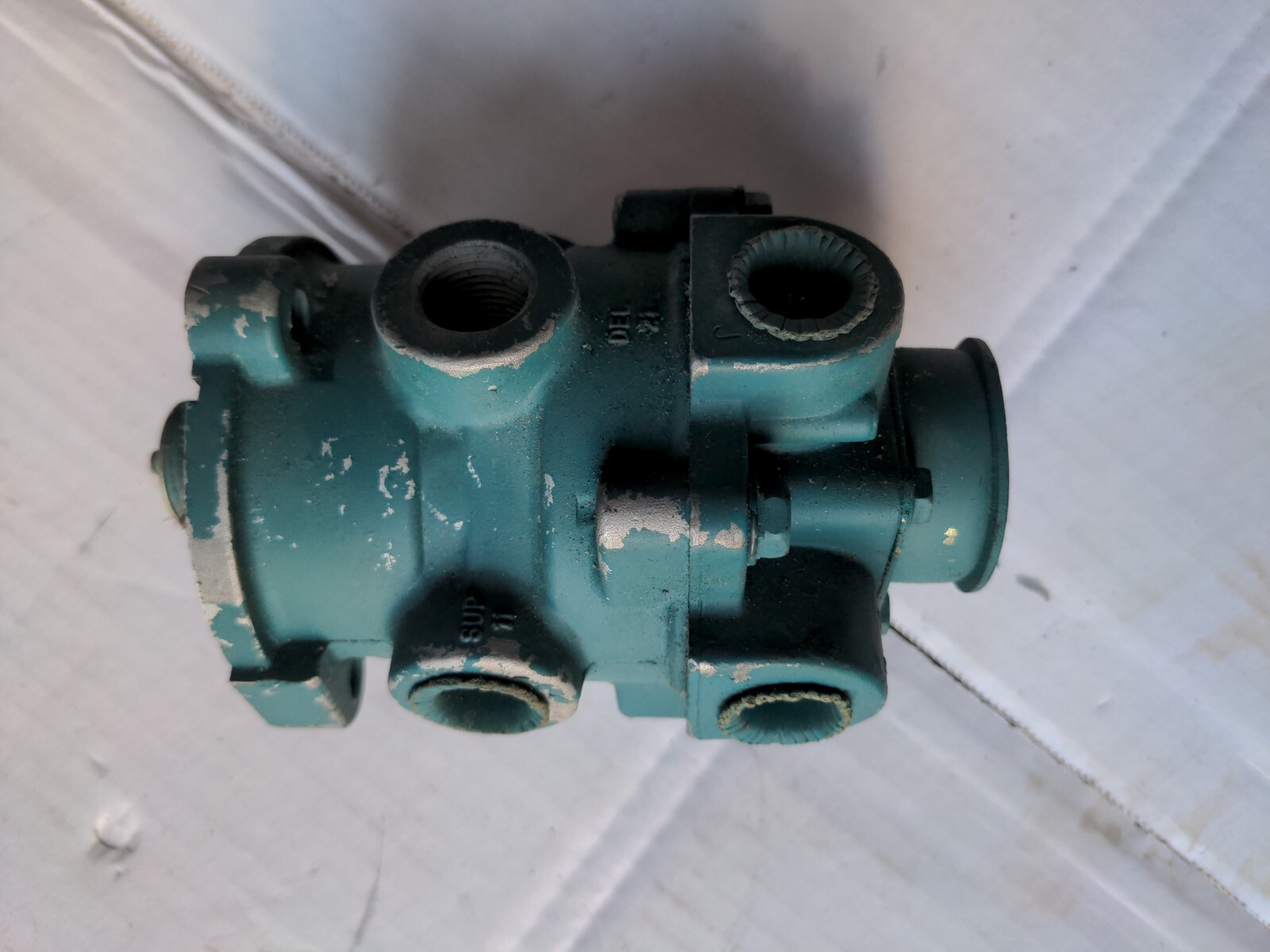 Bendix T-290181 a Air Brake Valve for sale online | eBay