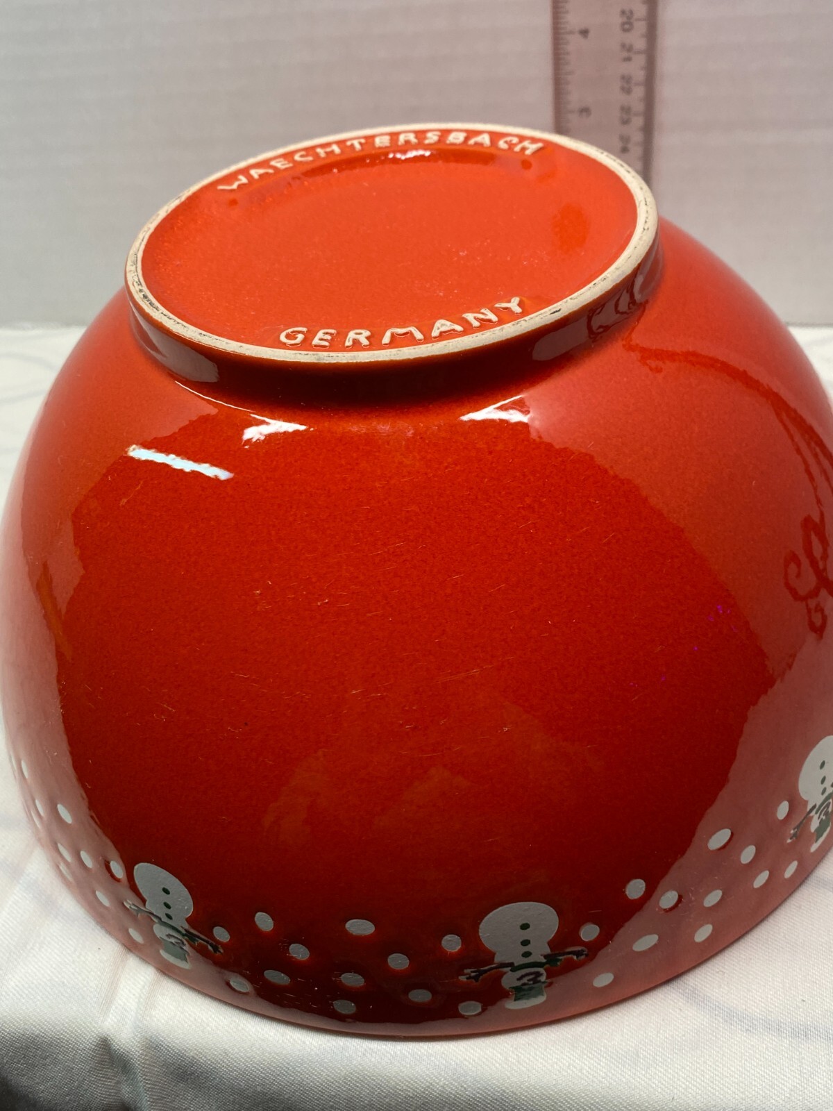Waechtersbach-Red Serving Bowl 9" diameter with snowmen-Made in Germany ...