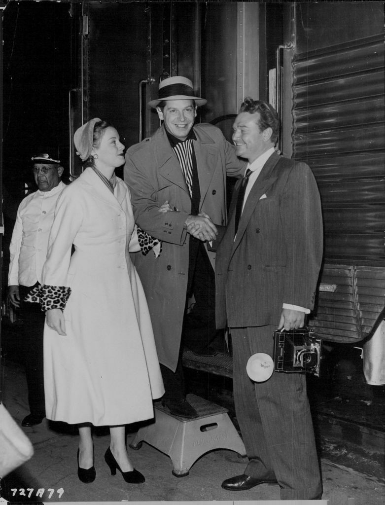 1949 Mr & Mrs Red Skelton say farewell to Milton Berle Press Photo | eBay