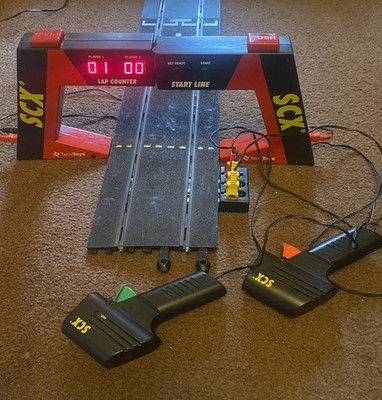 SCX / Scalextric classic car countdown lights Start Gantry + lap ...
