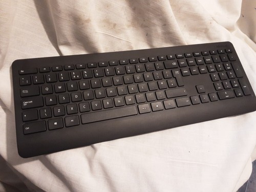 Microsoft 1738 Wireless DESKTOP keyboard (900) -KEYBOARD ONLY, No USB ...