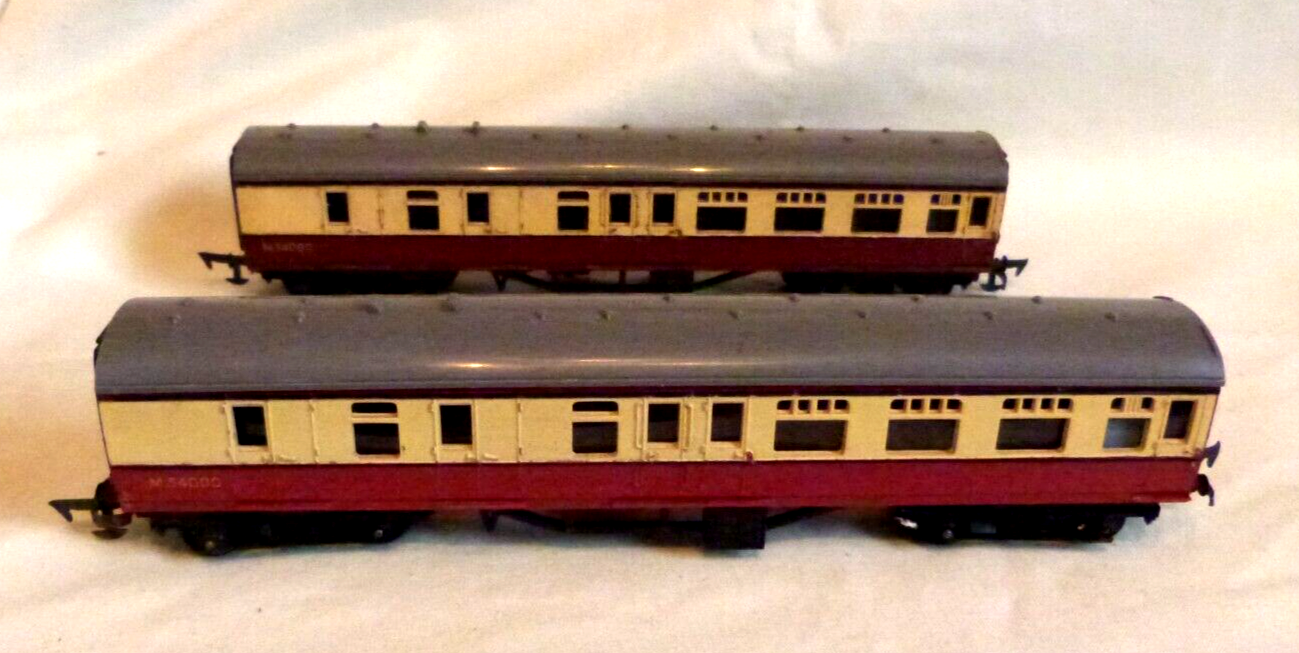 Tri-ang OO Steam Train Locomotive Coach Brake Carriage R28/220 M34000 1 ...