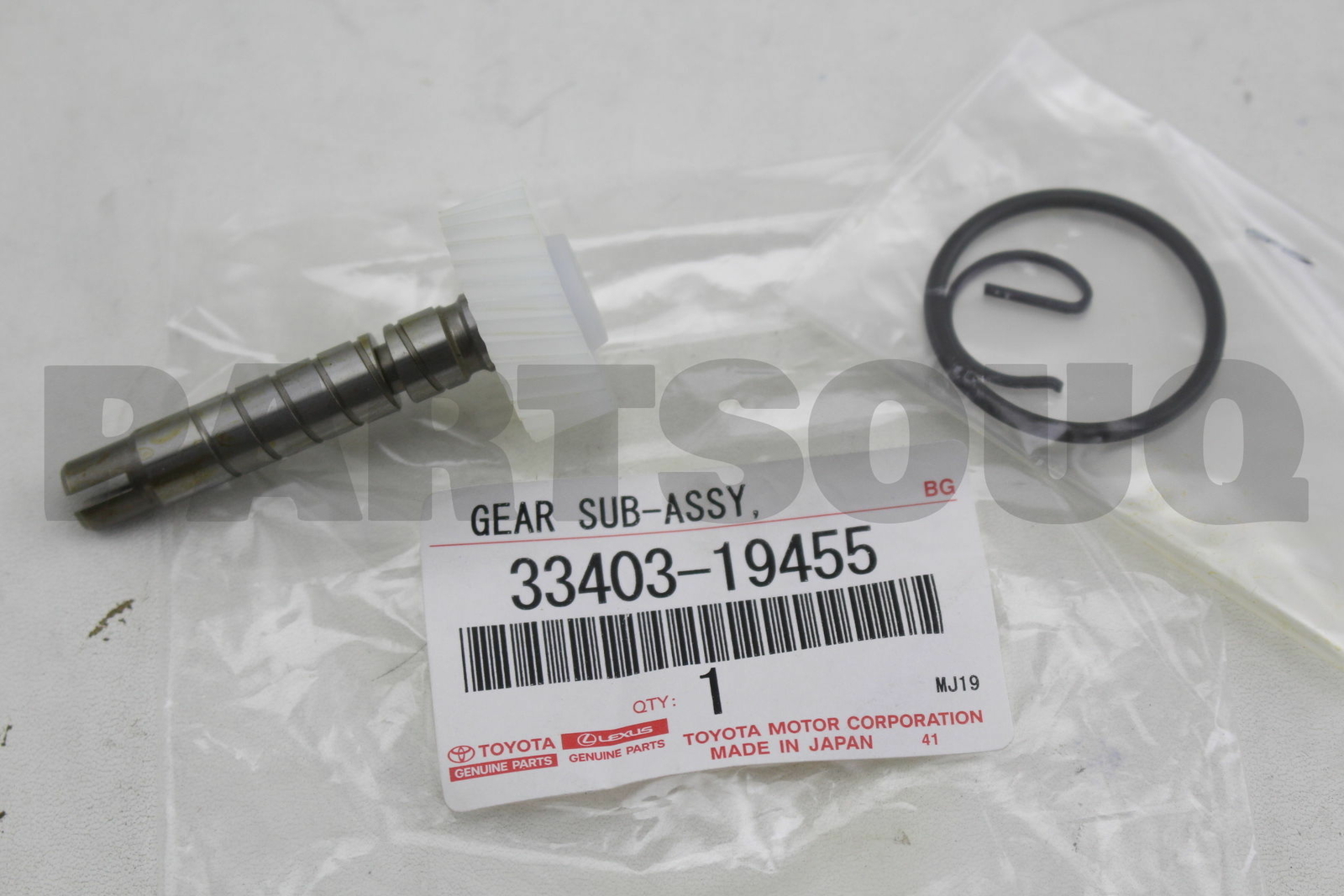 3340319455 Genuine Toyota GEAR SUB-ASSY, SPEEDOMETER DRIVEN (ATM) 33403 ...