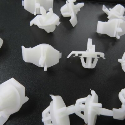 25 Quarter Panel Moulding Clips Retainers For Mercedes Benz W190 W201 ...