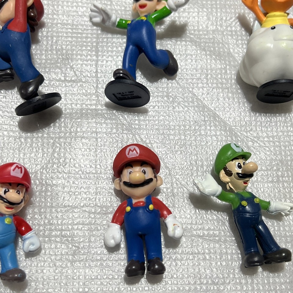Nintendo Super Mario Bros PVC Figures 2007 & Lot Of 18 Luigi Princess ...