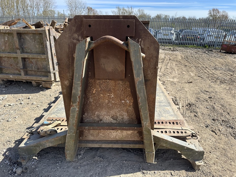 Roll On Roll Off Hook Loader Flatbed Truck Body Skip | eBay UK