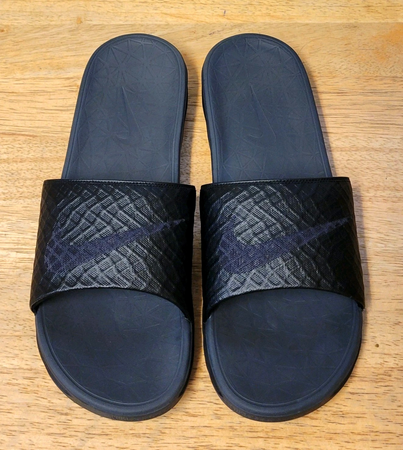 Nike Benassi Solarsoft Men's Slides Sandals Black Ant… - Gem