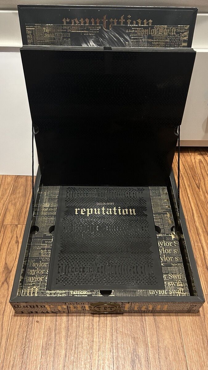 Taylor Swift Reputation Tour VIP Box - ALL items (+2 rep Taylor Swift Reputation Tour VIP Box - ALL items (+2 rep